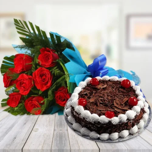 Rosy Romance Combo Delivery in Delhi NCR - ₹899.00 : Cake Express